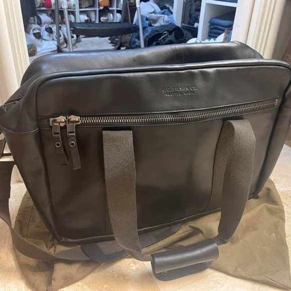 Filson | Bags | Filson Dawson Leather Duffel | Poshmark